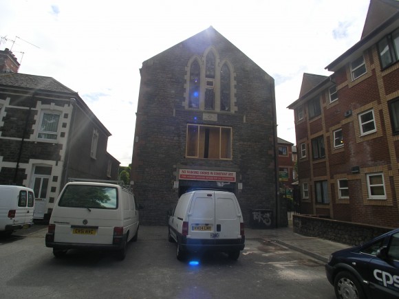2 Bed - Adamsdown Church, Adamsdown Square, Cardiff - Pads for Students