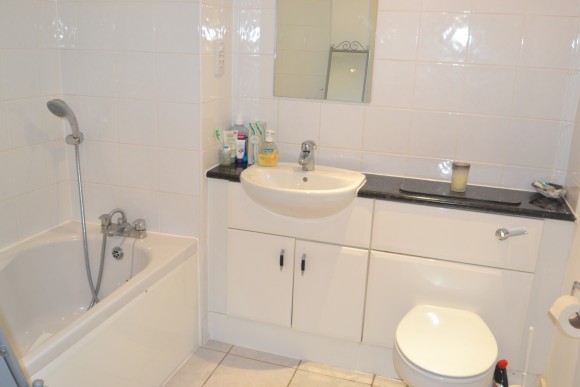 2 Bed - Flatholm House, Prospect Place, Cardiff Bay - Pads for Students