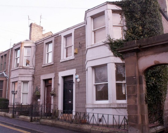 Spacious 6 bedroom house at West End of Dundee - Pads for Students
