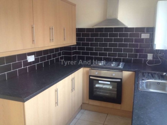 3 Bed - Radway Road, Huyton - Pads for Students