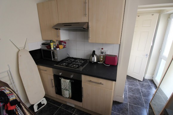 1 Bed - Flat 1 16 Carlisle Street, Splott, Cardiff, Cf24 - Pads for ...