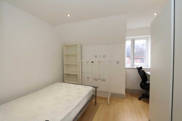 1 Bed - Gulson Court Gulson Rd, Cv1 2hy - Pads for Students