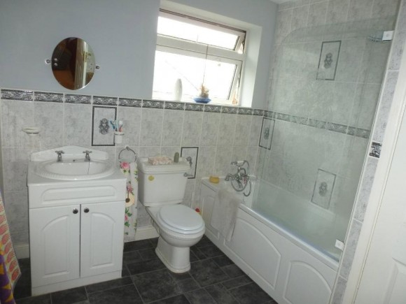 1 Bed - Happy Land North, Worcester - Pads for Students